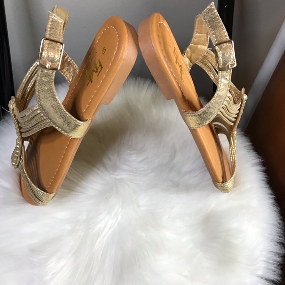 EMC Style Lab | Shoes | Emc Style Lab Gold Metallic Strappy Sandals ...